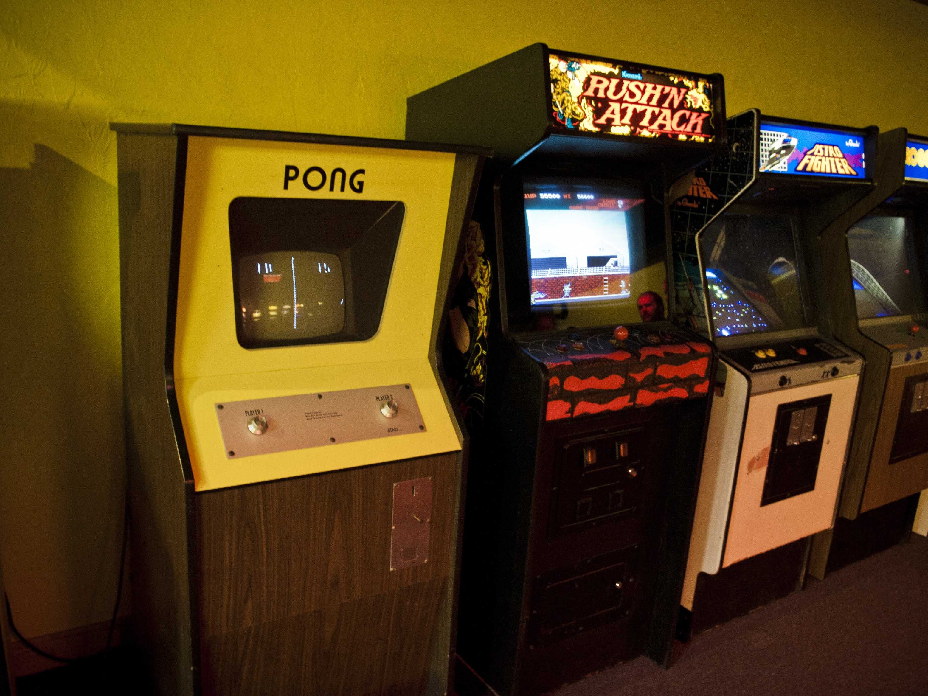PONG – PowerPop… An Eclectic Collection of Pop Culture